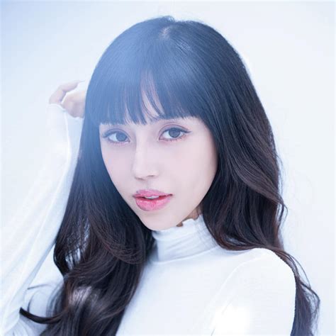 姐姐的王牌有新品啦。。。 姐姐的王牌有新品啦。。。 By Leng Yein 喔哈囉 進來了還活著的 梳一下頭 梳一下頭怎麼
