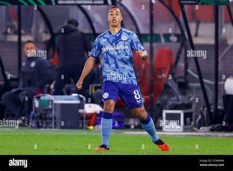 Alkmaar Netherlands October 26 Youri Tielemans Aston Villa Looks