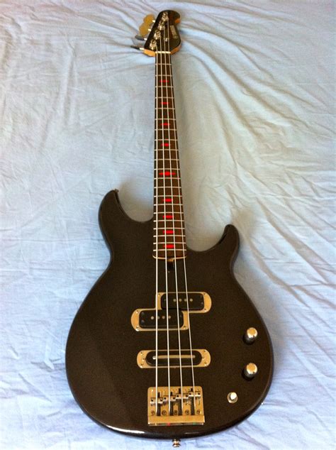 Bb1000 Ma Michael Anthony Signature Yamaha Audiofanzine