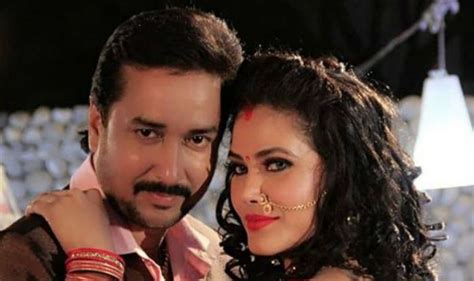 Bhojpuri Item Girl Seema Singh Is All Set To Tie The Knot With Beau