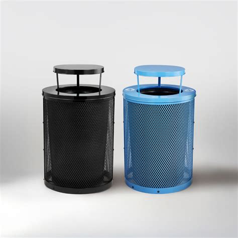 Black Round Diamond Steel Trash Can With Black Rain Bonnet And Blue
