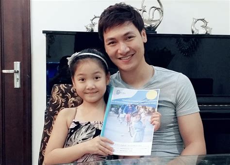 Con G I M Nh Tr Ng Ng Y C Ng Xinh P Mu N L M Di N Vi N Gi Ng B B O D N Tr