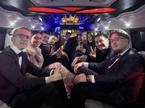 又一位天才！小蜜蜂新头像为911车主ropz！