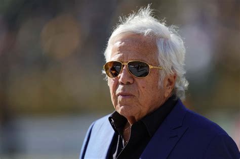 Social Media Reacts To Surprise Guests At Robert Krafts Wedding
