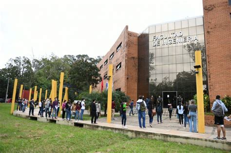 Hay más de 70 carreras para estudiar con las becas de Itaipú