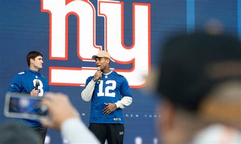 New York Giants Darren Waller Named One Of Nfls Offseason Standouts