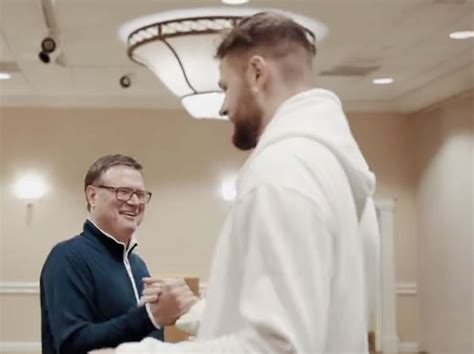 Barstool Sports On Twitter Hunter Dickinson Commits To Kansas Https
