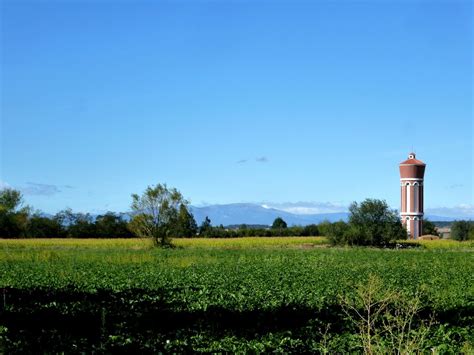 무료 이미지 경치 잔디 수평선 하늘 하이킹 꼬리 들 농장 목초지 대초원 언덕 탑 목장 농업 관광 여행 평원 산 풍경 스페인 보행자