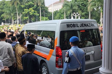 Iring Iringan Kendaraan Pengantar Jenazah Diperbolehkan Tapi Harus Sesuai Aturan