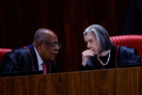 Brazils Top Electoral Court Bars Former President Bolsonaro From