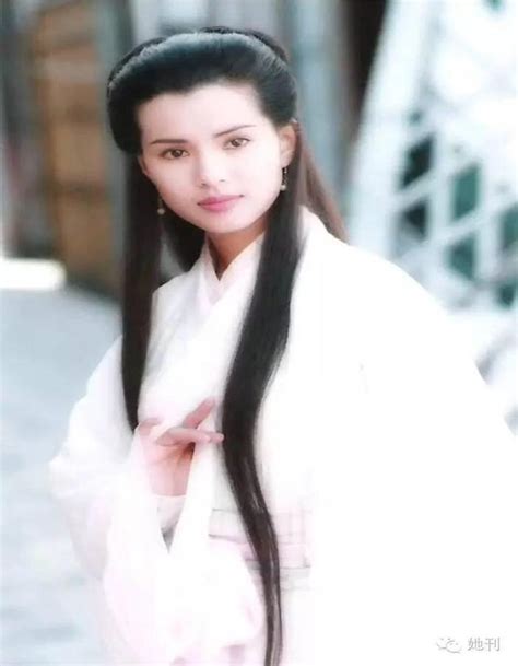 李若彤飾演的姑姑小龍女被多少人視為女神，各位看官請笑納 每日頭條