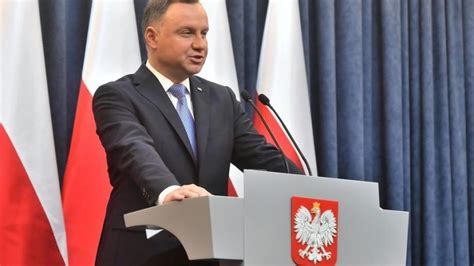 Streit Um Justizreform Polen Geht Auf Kommission Zu Euractiv DE