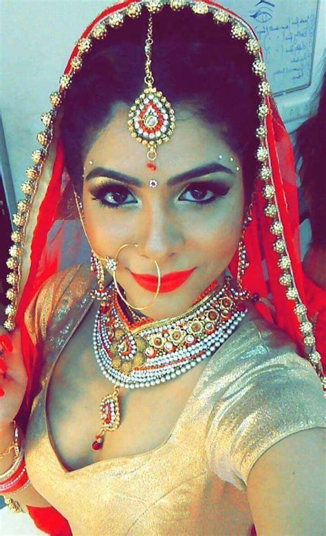 Anchal Batra Bridal Makeup Artist In Delhi Weddingz