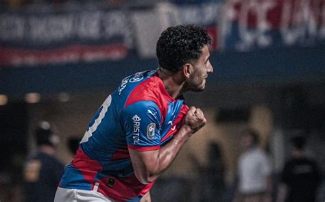 Cecilio Domínguez marca doblete con Cerro Porteño Telediario México