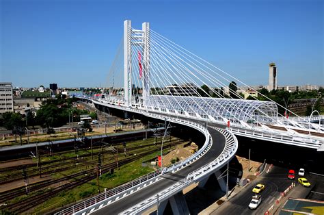 B Pasajul Basarab din București expertizat după ani O singură firmă s a înscris la