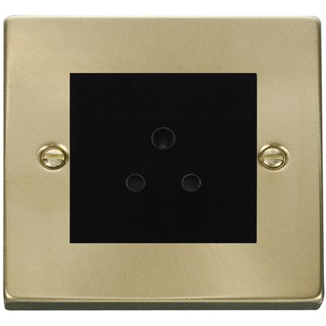Click Deco Satin Brass 5a Unswitched Socket Vpsb038mbk Rs Electrical