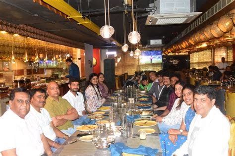 Maini Consulting On Linkedin Mainiconsulting Teamlunch Teambuilding