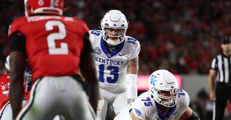 Kentucky Wildcats Mark Stoops Expands On Devin Leary Comments A Sea