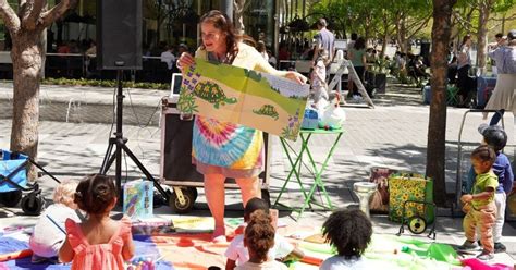 Music And Stories With Miss Kimberly In Dallas At Klyde Warren