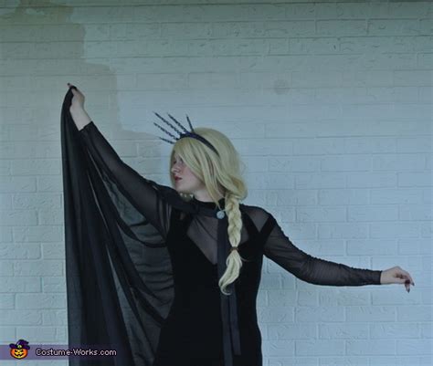 Evil Elsa Queen Of Ice And Snow Costume Photo 35