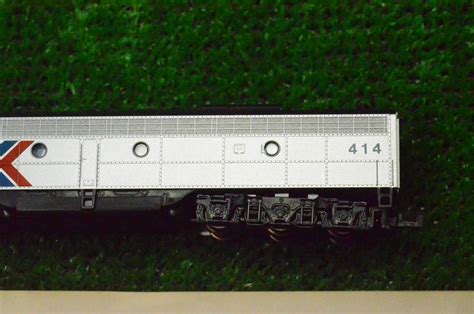Yahoo オークション Kato Emd E8 9 Amtrakディーゼル機関車 走行・