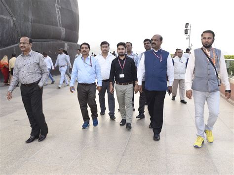 Visit To Statue Of Unity For Study Tour રાજ્યસભા સચિવાલયના 50 જેટલા