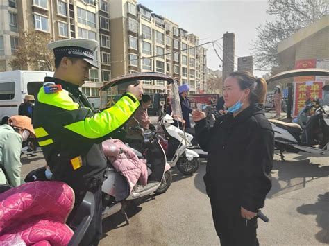 “固定流动”便民服务 把电动自行车上牌服务做到群众“心坎上” 中国交通网 Traffic In China