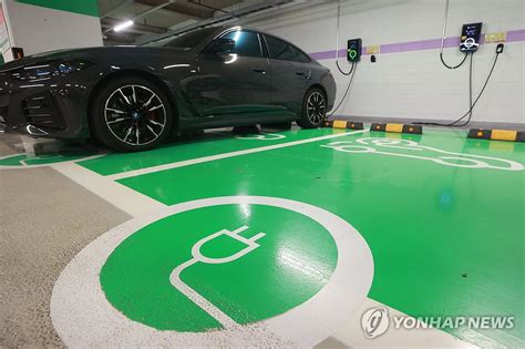 전기차 화재 2018년 3건→작년 72건…지하 불나면 큰피해 우려 연합뉴스