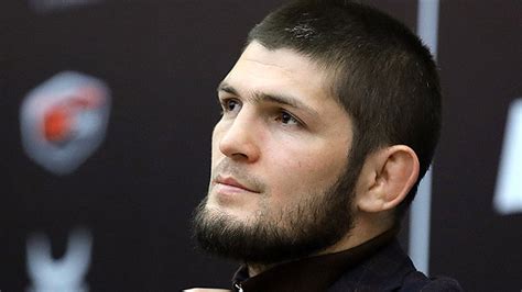 Нурмагомедов показал фото с «хейтерами