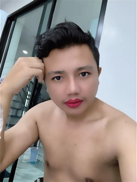 หล่อ เท่ อันตราย “ครูไพบูลย์ แสงเดือน” ถูกสาวทักแชทขอเสียว ตอบกลับ