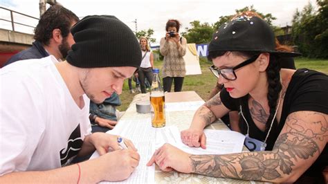 Man Unintentionally Proves That All Hipsters Look Alike Fox 35 Orlando