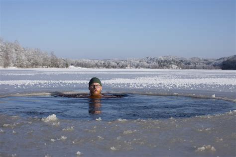 The Truth About Cold Water Therapy What Experts Say About The Claimed