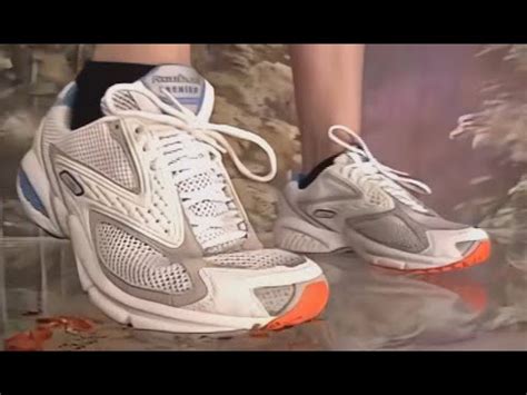 N122 Bug Crush Teaser Sneakers Fishes And Worms YouTube