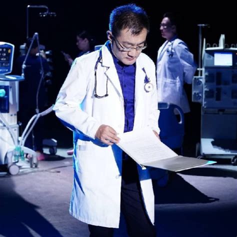 孩子晚上不爱刷牙，究竟会有什么后果？儿童健康 儿童节 口腔健康 刷牙 医学通识 薄世宁