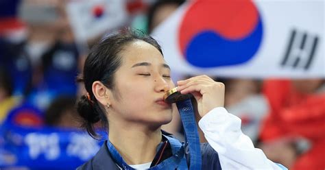안세영 세계랭킹 2위로 밀려 1위는 中 라이벌 천위페이