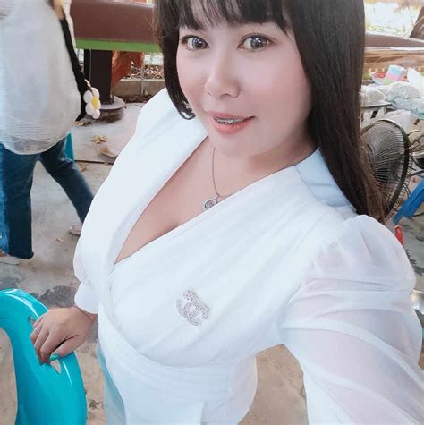 ไม่ต้องรักเรามากก็ได้ 😊 ว่ายน้ำ สาวอวบ พัทยา ครีเอเตอร์ ขำ Reels Pattaya Thailand