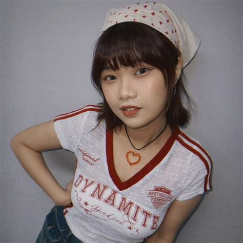 Eileen Lin Eileen1107 • Threads Say More