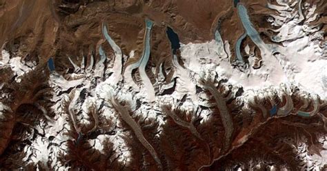Melting Himalayan Glaciers Are Releasing Toxic Chemicals Poisoning Water Flowing Into India