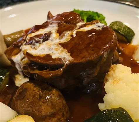 牛スネ肉のビーフシチュー セルクルシェフの備忘録「時の流れに足跡を」