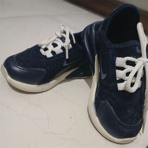 کمدا قیمت و خرید کتونی پسرونه نووو رنگ سفیدسرمه ای سایز 23