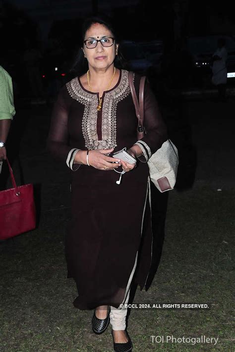 Anjali At Durbar Hall Ground In Kochi To Offer Support To The Malayali