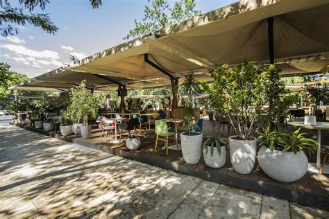 "Santafe" Café and Restaurant • archangel:architects