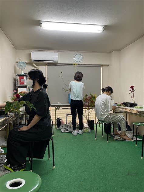 お稽古 花は世につれ