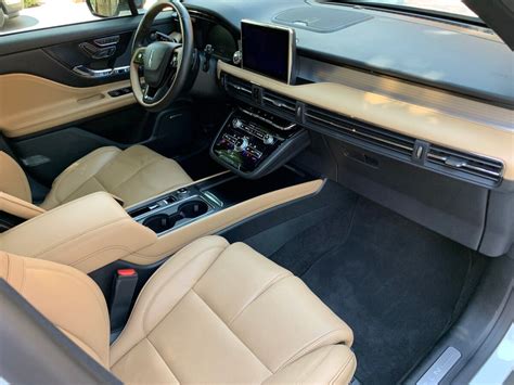 2025 Lincoln Corsair 112 Interior Photos U S News