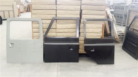 High Quality Car Front Door For Early Vintage Land Rover Defender 90