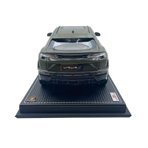 Model Car Mr Models 118 Lamborghini Urus S Military Green One Off