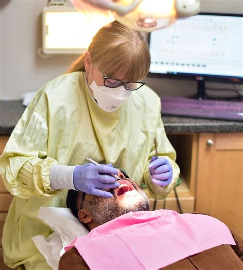 How To Care For Your Mouth After Wisdom Teeth Surgery