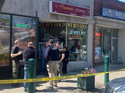 Authorities Investigating Armed Robbery At Nj Jewelry Store