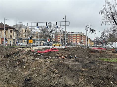Цял Пловдив разкопан заради ремонти затварят и Бетонния мост