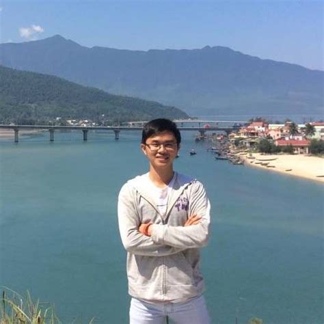 About Trinh Ngoc Thuyen Medium